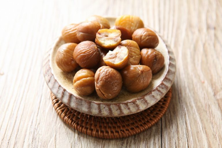 What do Chestnuts Taste Like? Similarities Explained - Dom Eats